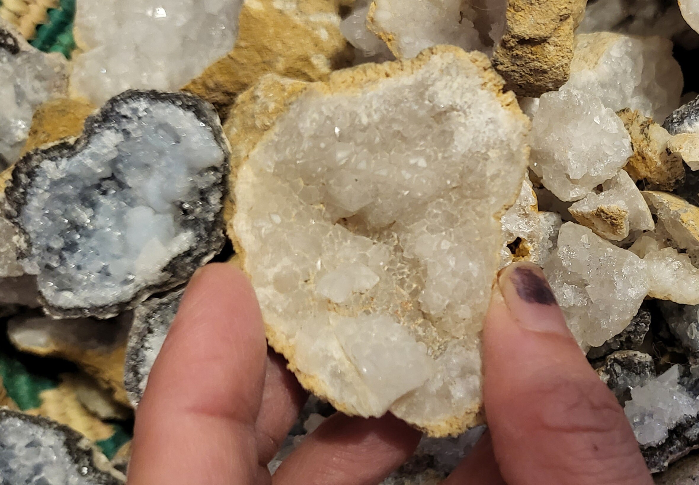 8-10 Small Geode Clusters for Crafting Small 1-2inch Opened Geodes ...