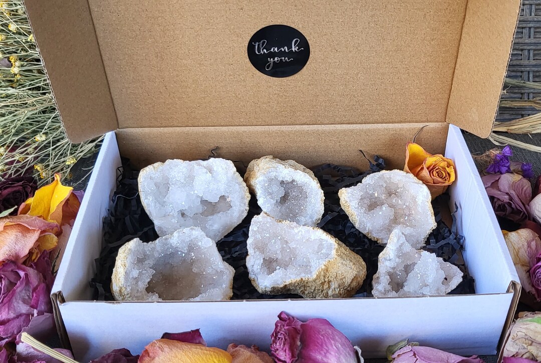 6 Large Opened Geode Clusters Crystal Quartz Geodes Break Rocks ...