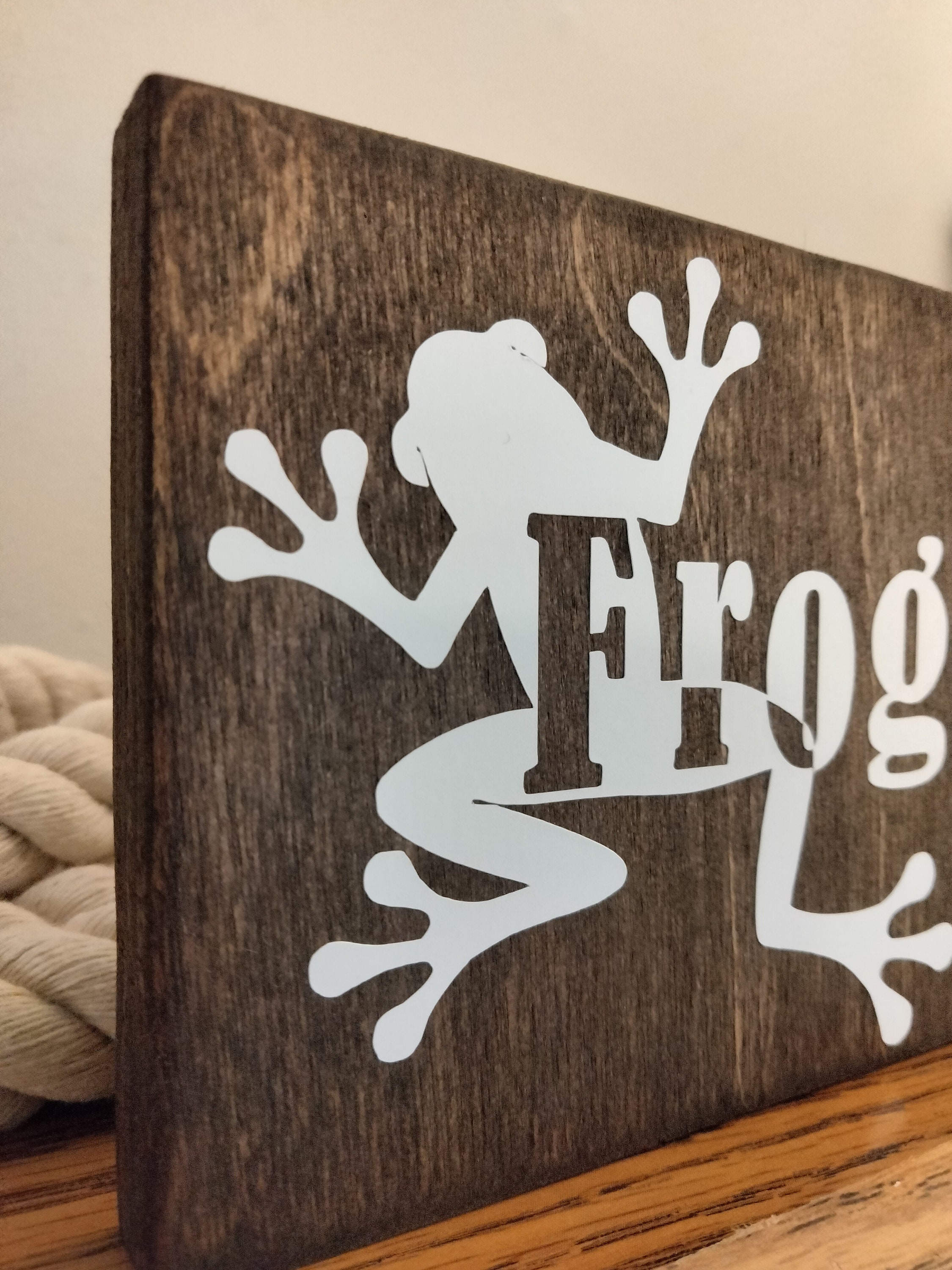 Frog: Fully Rely on God Rely on God Sign Christian - Etsy