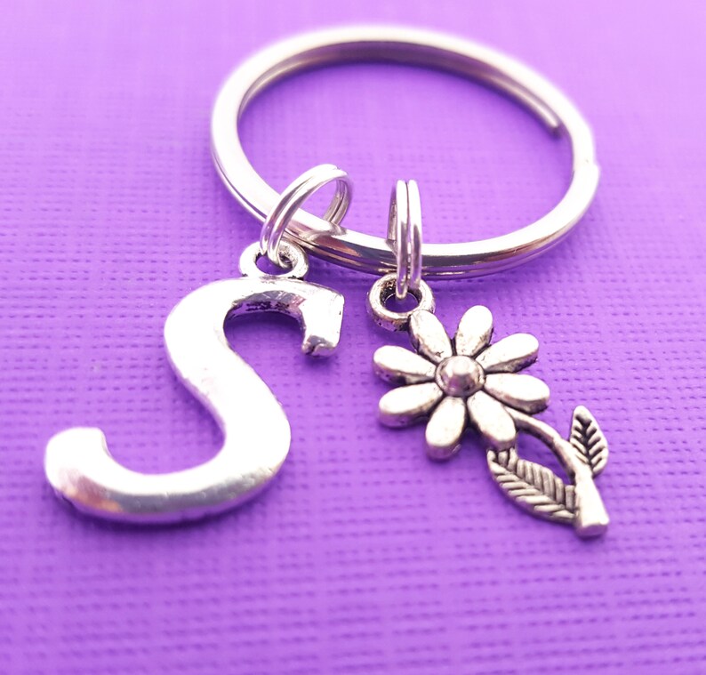 Daisy Key Chain Flower Charm Personalized Key Chain - Etsy