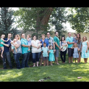 Large Faceless Family Portrait - Etsy