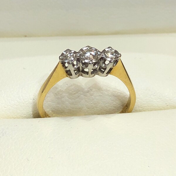 3 Stone Diamond Ring - Etsy