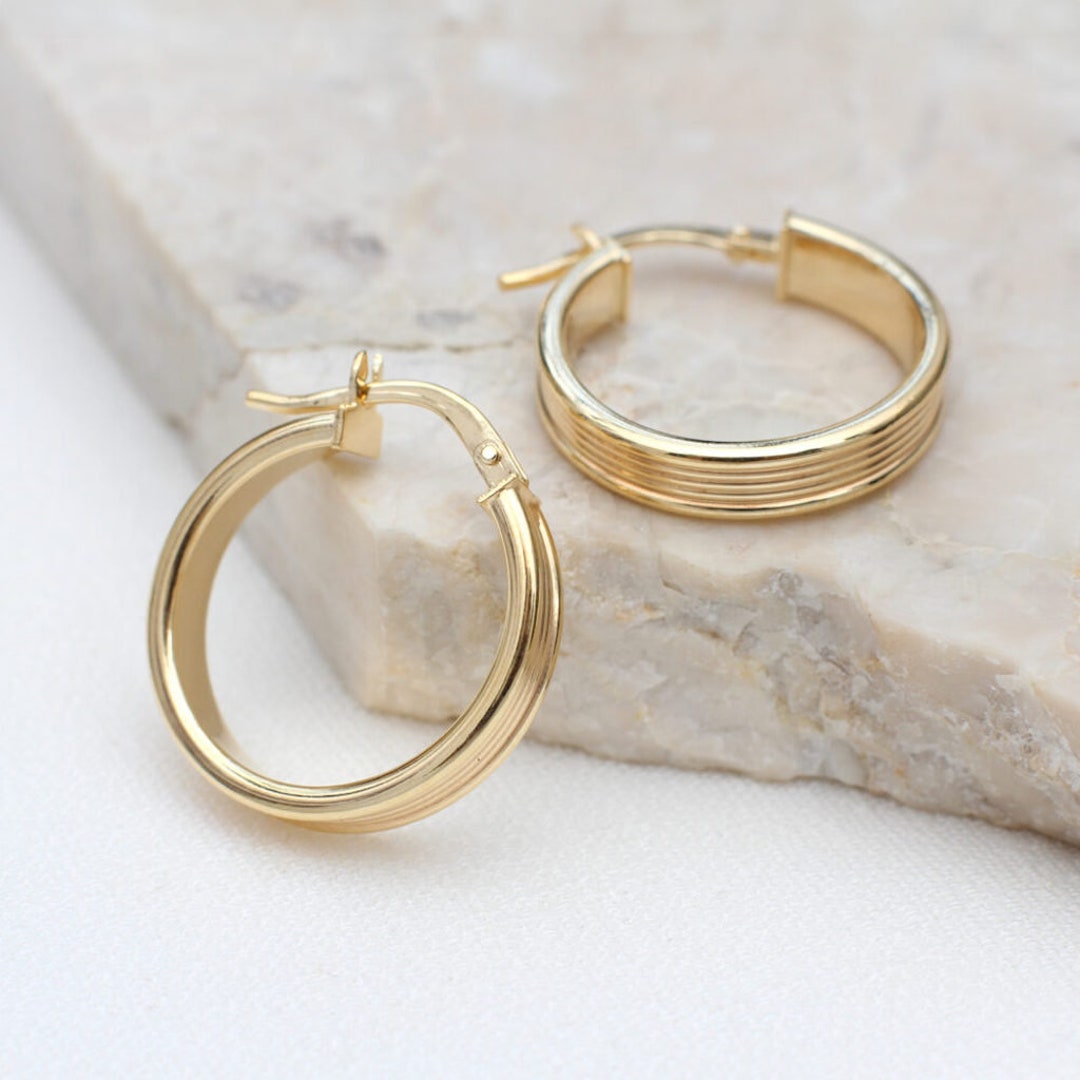 9ct Yellow Gold Ribbed Creole Hoop Earrings - Etsy