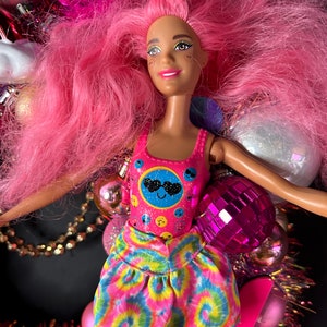 Kitsch Barbie Ken Christmas Bauble Pink Wreath Xmas Wall Decoration - Etsy