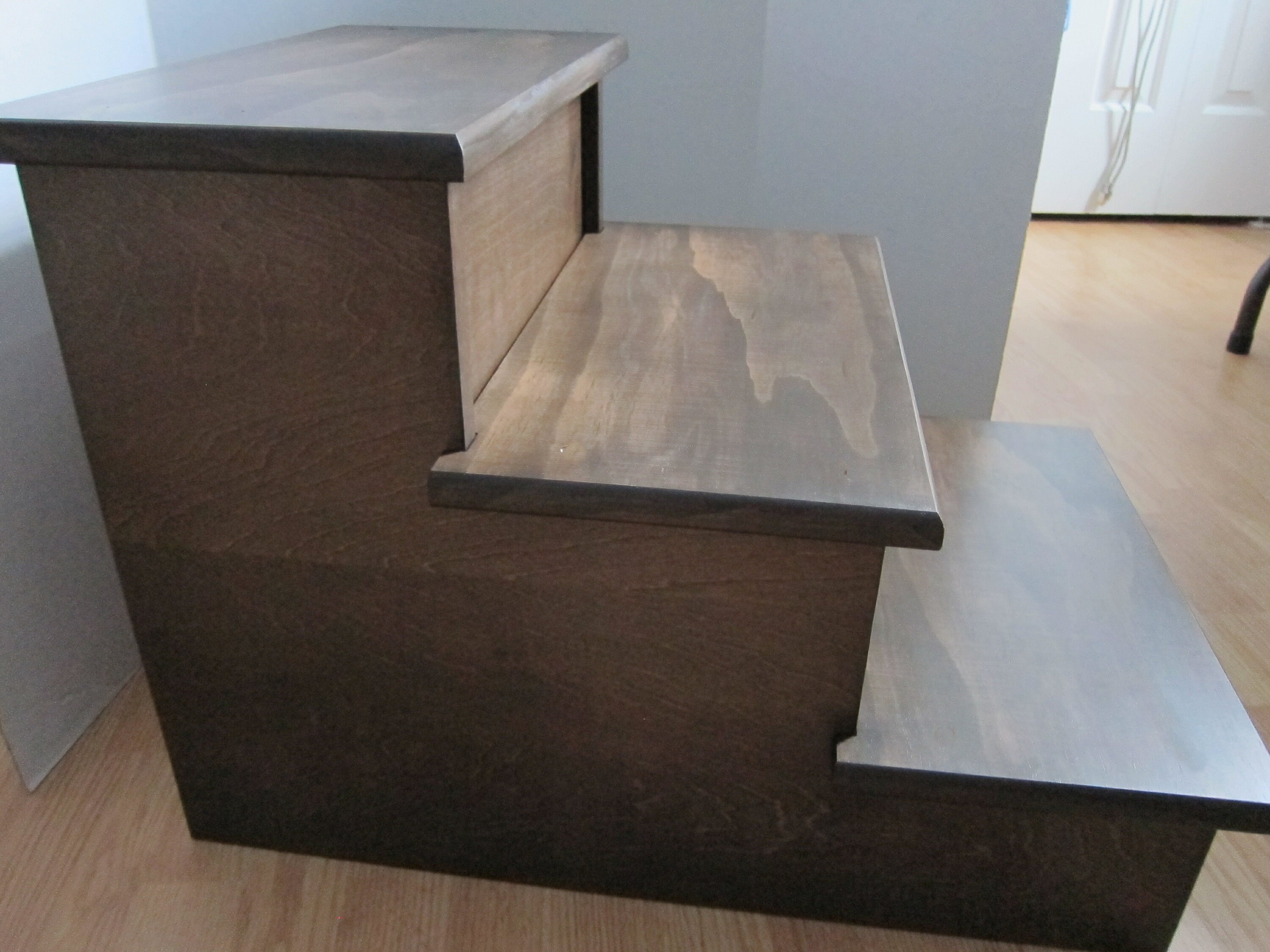 18" Pet Stairs W/ Riser Fronts to Give Your Dog or Cat the Extra Step ...
