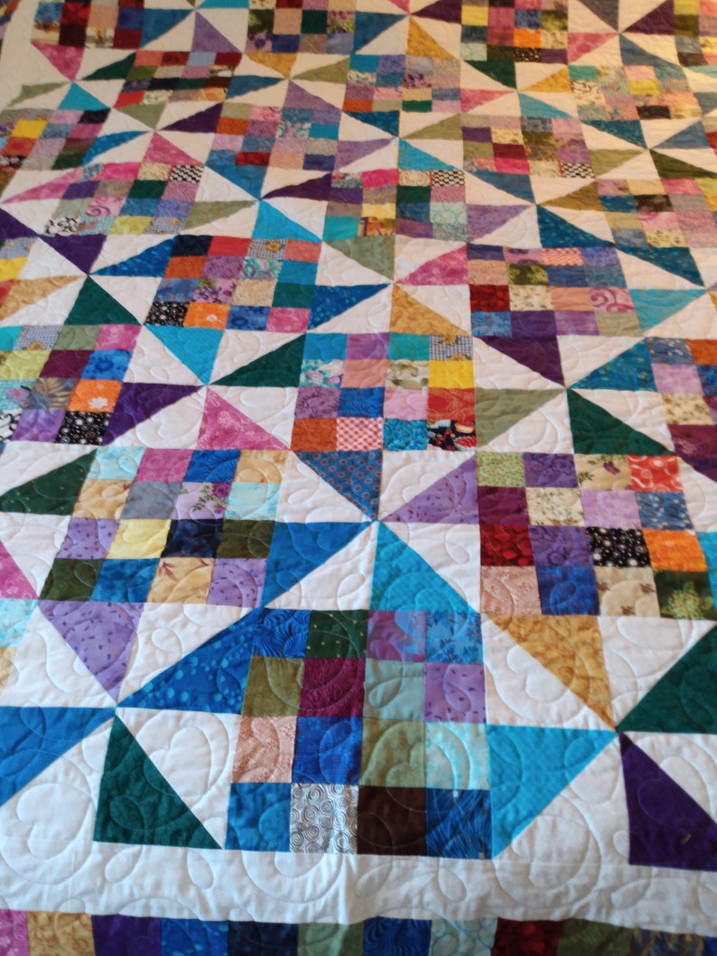 Scrappy Pinwheel Quilt. - Etsy