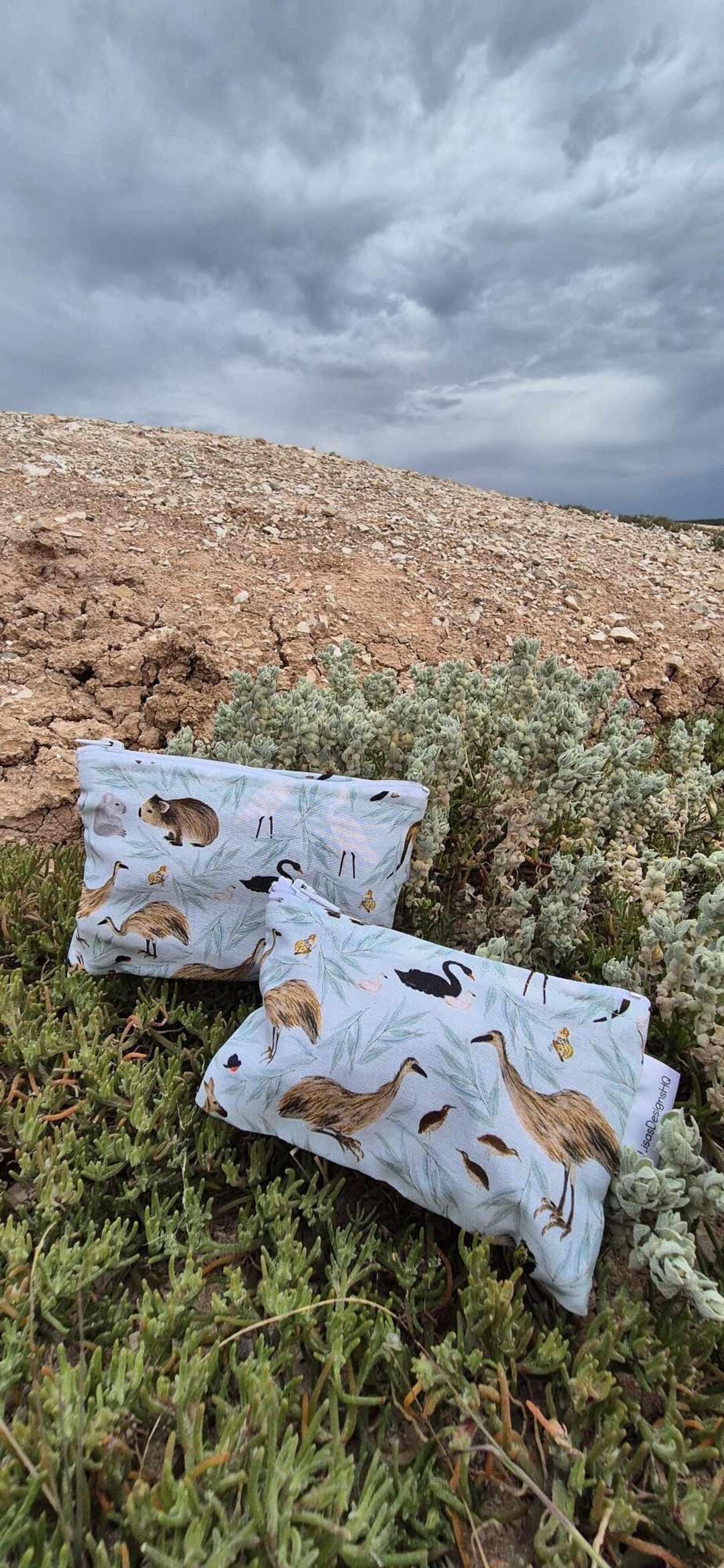 Emu Koala Wombat Black Swan Out Back Make up Organisation Pouch, Zipper ...