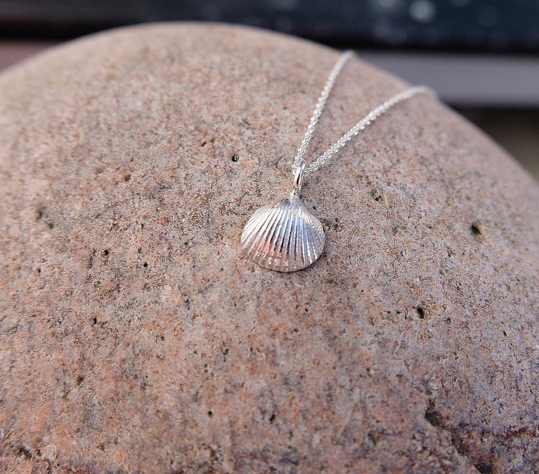 HEART SHELL MINI Sterling Silver Necklace – Handmade by Lovisa ...
