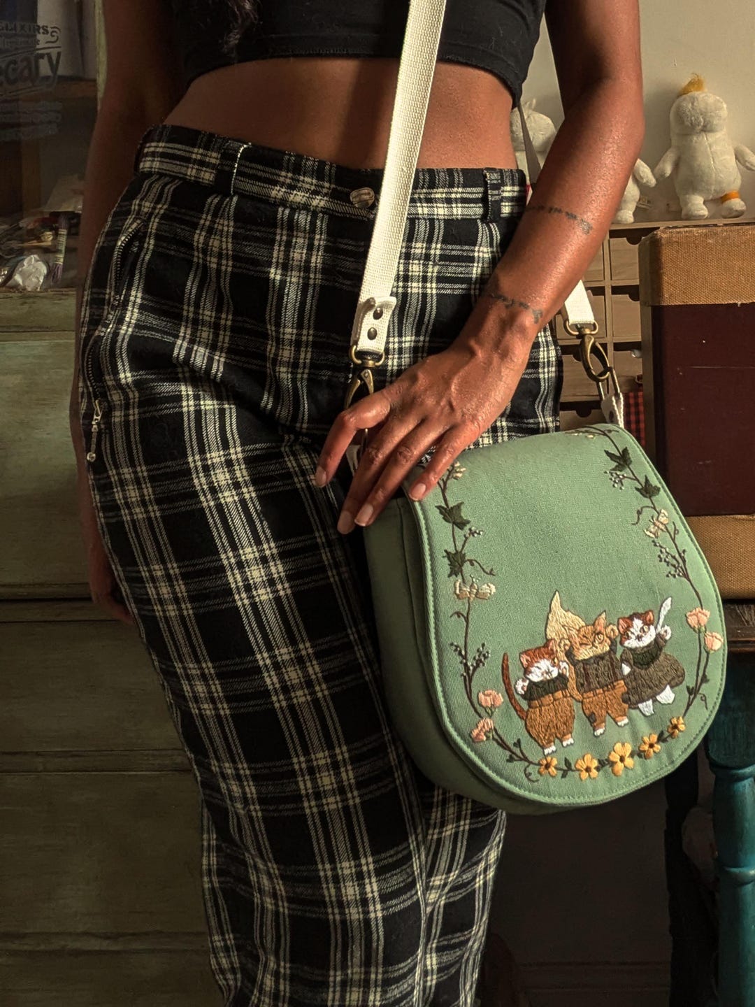 Hand Embroidered Cat Satchel Cottage Core Style. Custom Cat Fur Colours ...