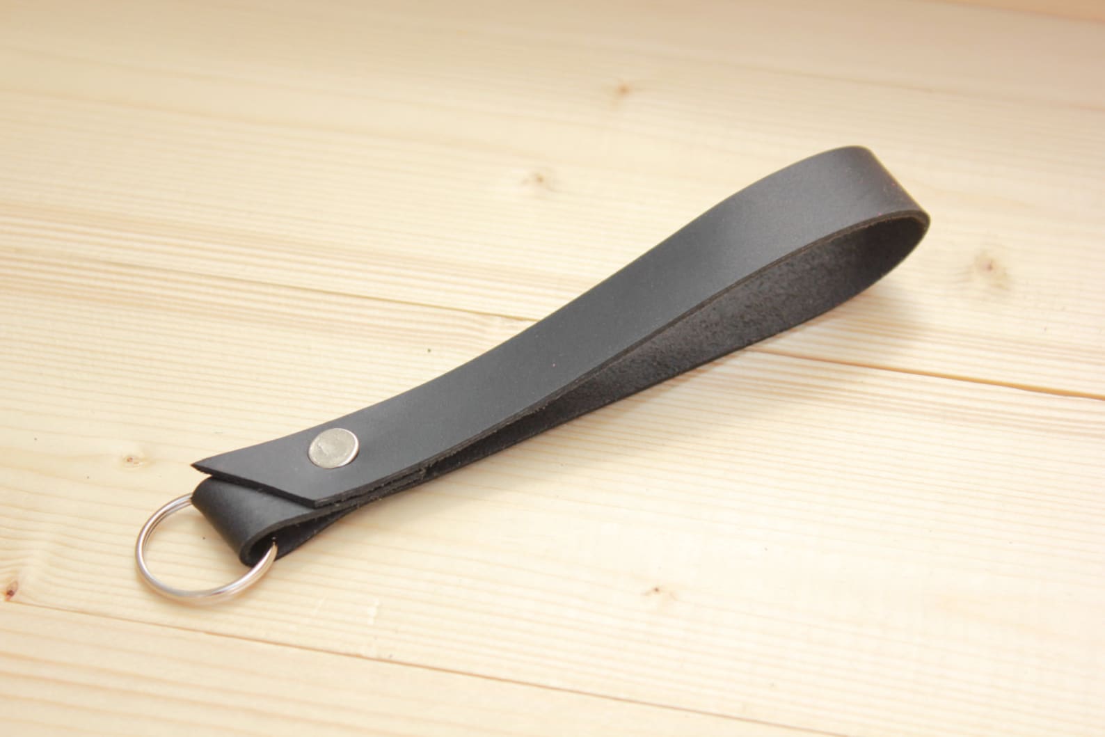 Leather Looped Keychain. Leather Key Fob. Handmade Key Holder. | Etsy