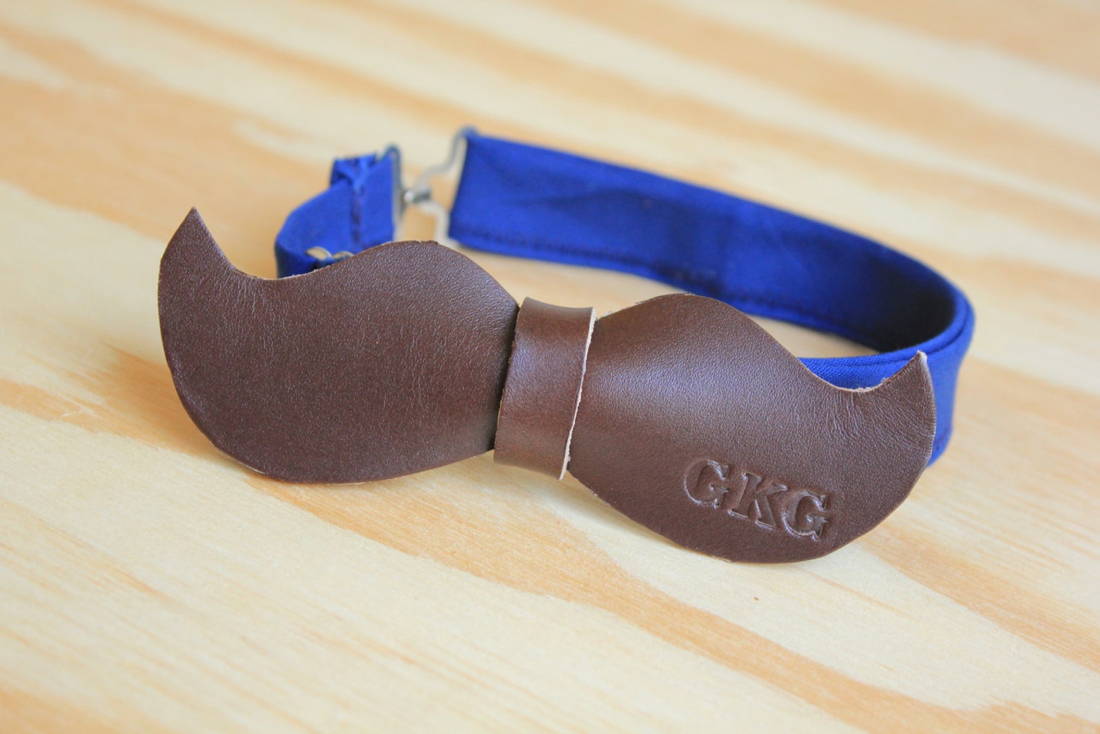 Bow Ties for Men. Mustache Bow Tie. Brown Bow Tie. Mustache Party. Mens ...