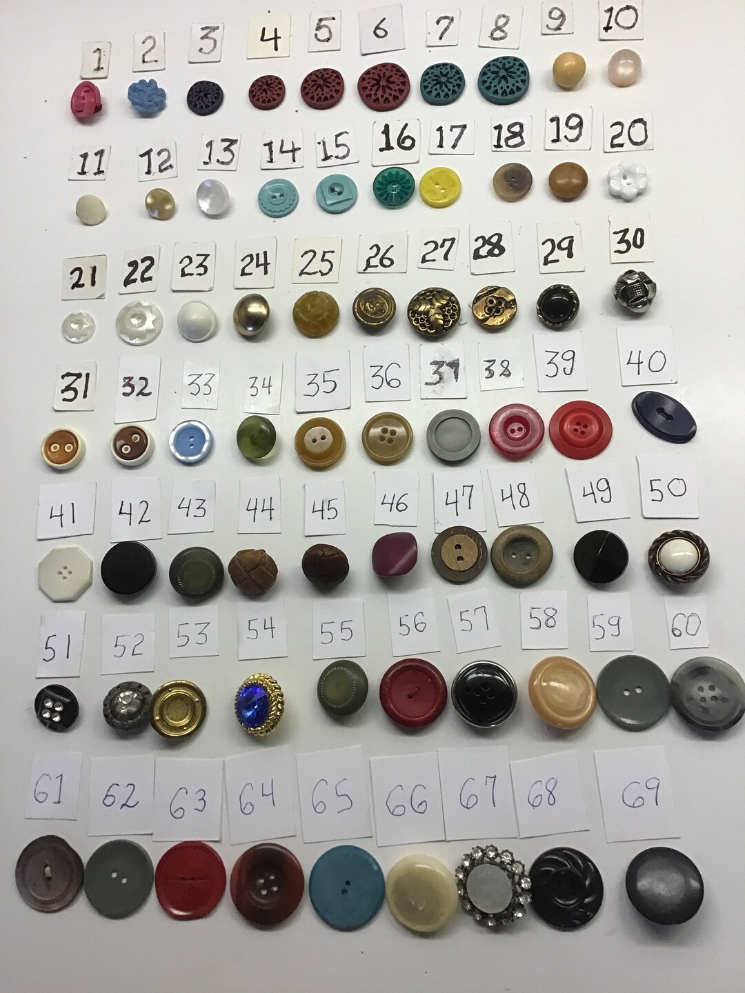 Vintage Medium Buttons - Etsy