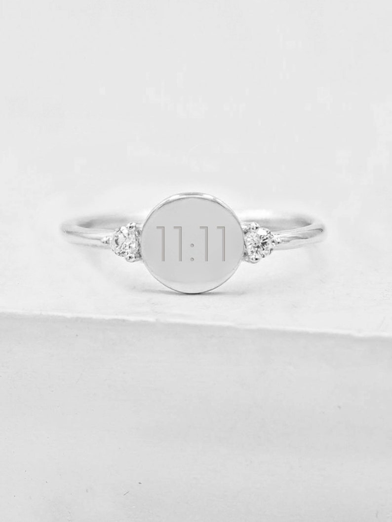 Engraved Disc Ring Silver Engraved Ring Monogram Signet | Etsy