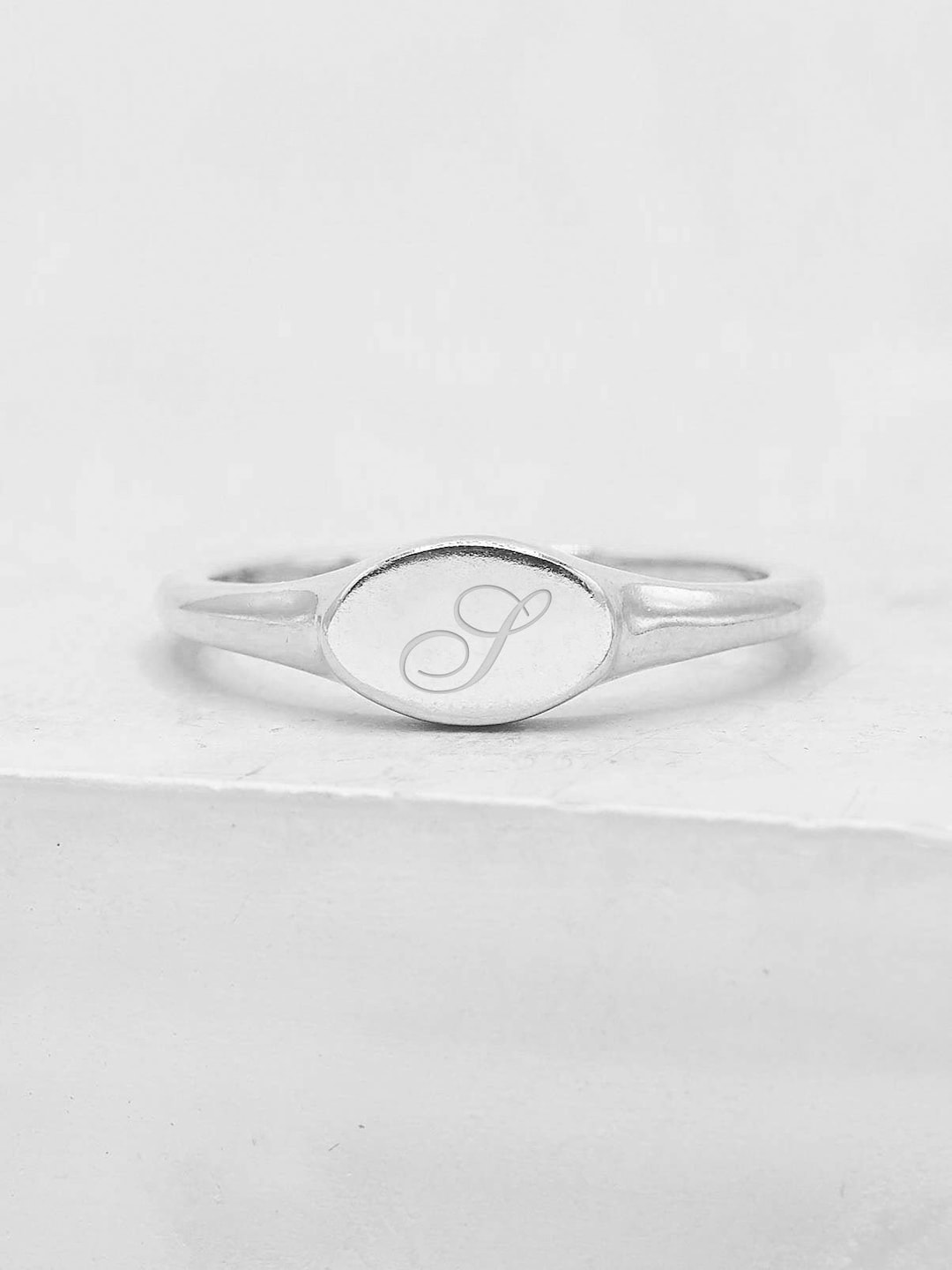 Signet Ring - Silver | | Engraved Ring | Monogram Signet Ring | Initial ...