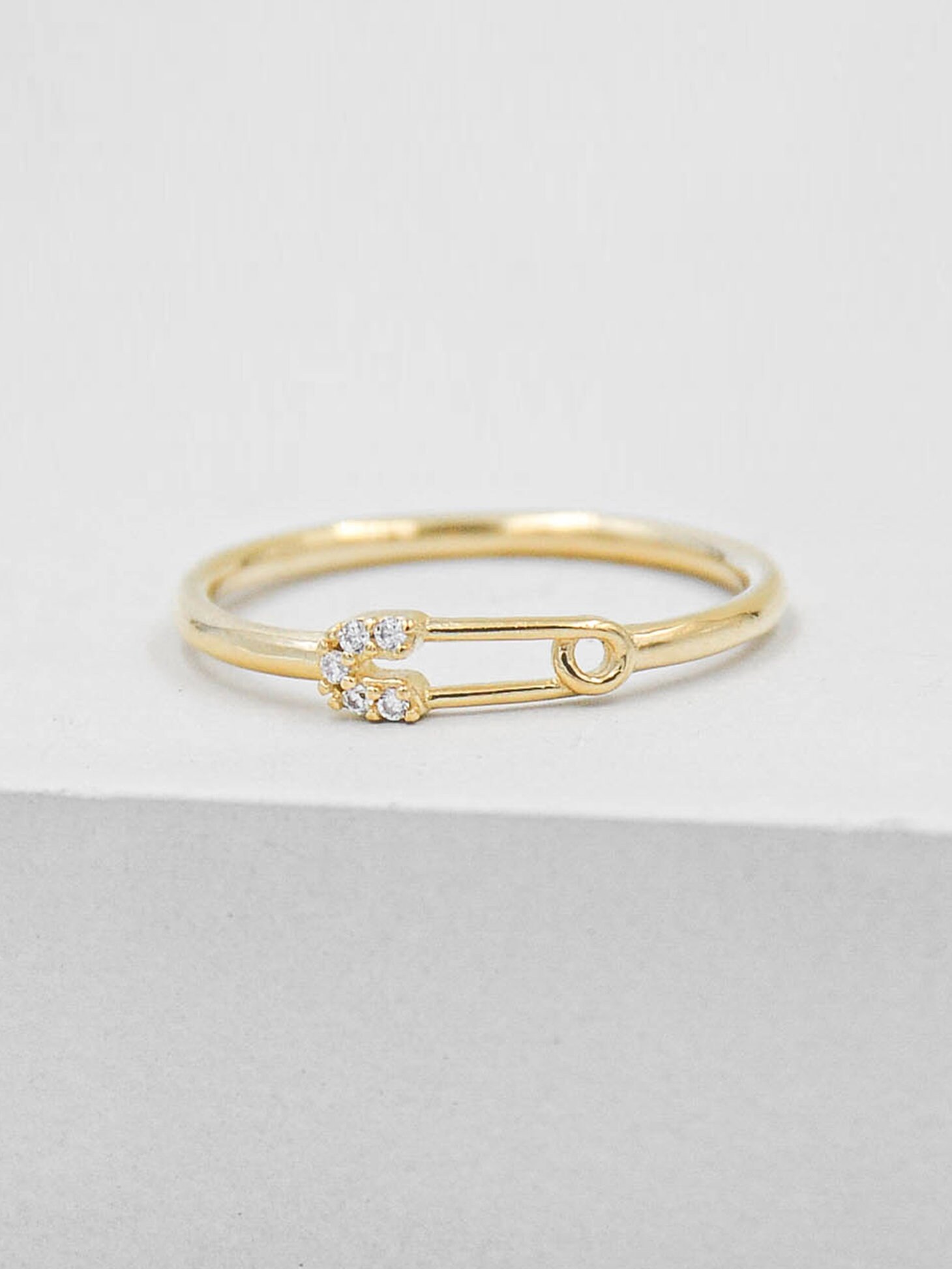 Safety Pin Ring GOLD Safety Pin Charm Gold Ring Dainty - Etsy