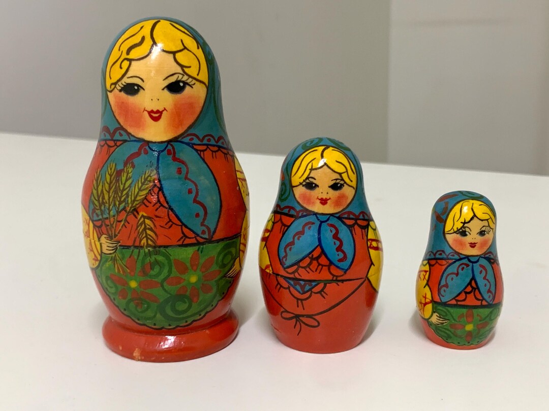 1980s Vintage Soviet Era USSR Russian Female 3 Generation Artisan Hand ...