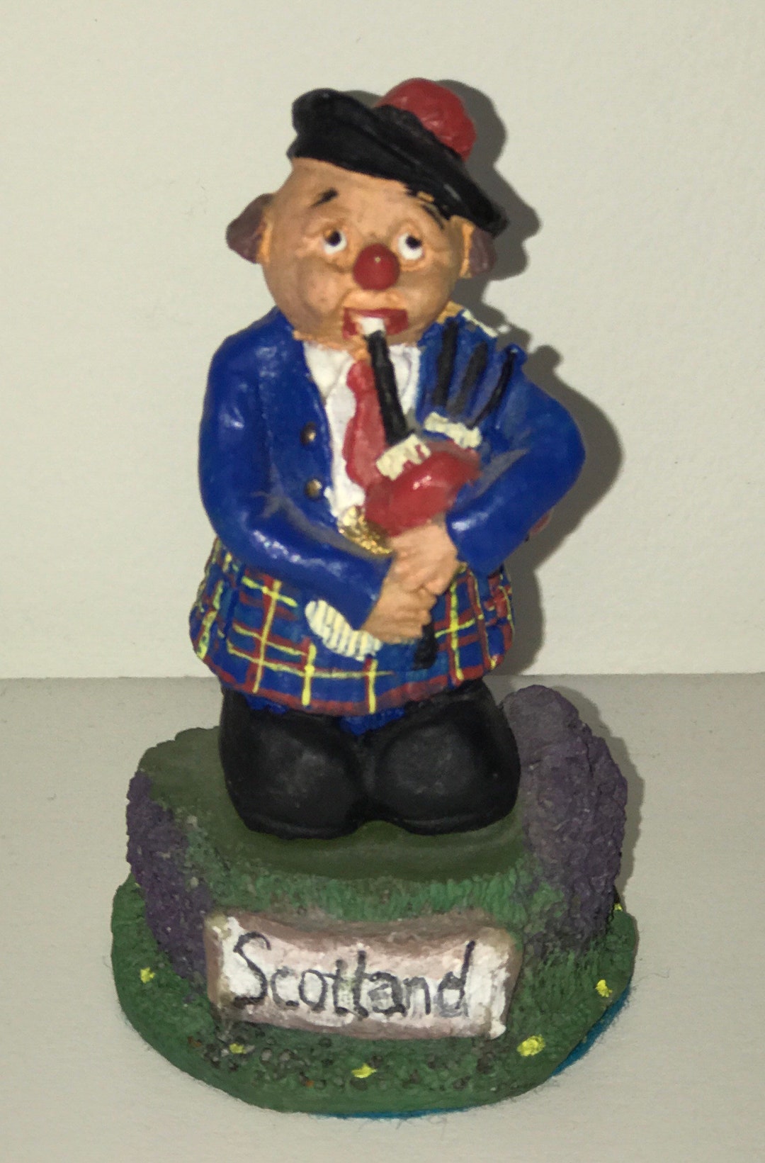 Vintage Scottish Antique SCOTLAND Souvenir 3" Felt Lined Poly Resin ...