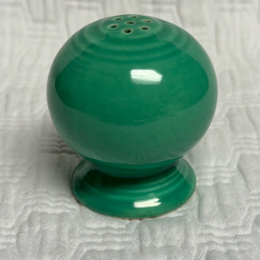 Vintage Fiesta Ware Single Original Green Salt OR Pepper Shaker SINGLE ...