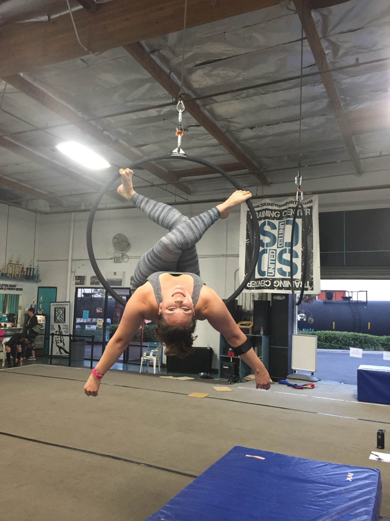 Aerial Hoop Lyra Cerceau Single Point Circus Hoop Circus - Etsy