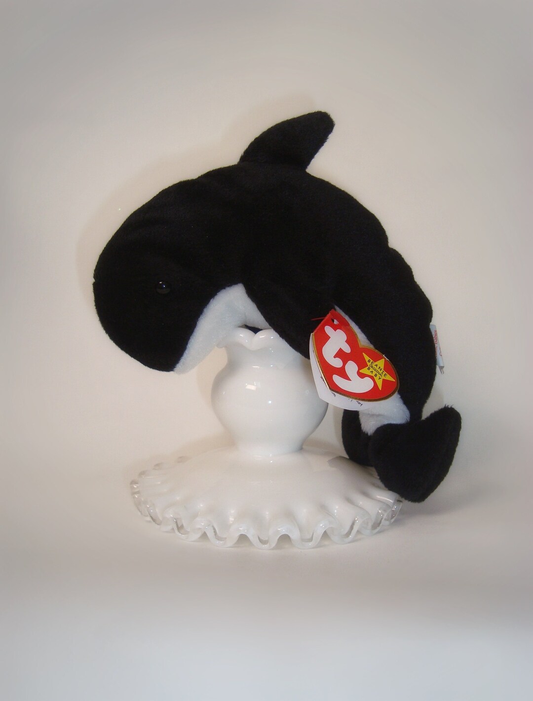 Ty Waves Beanie Baby, Waves the Orca Whale Beanie Baby, Retired 1996 ...