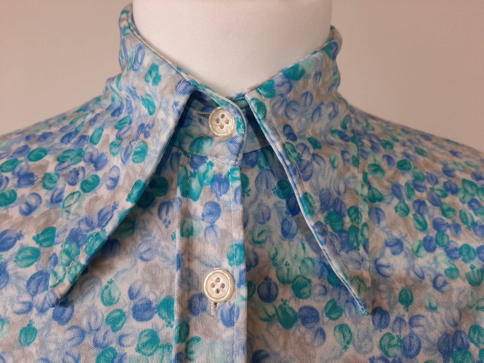Vintage 70's Dagger Collared Women's Shirt, in a Green, Blue and White ...