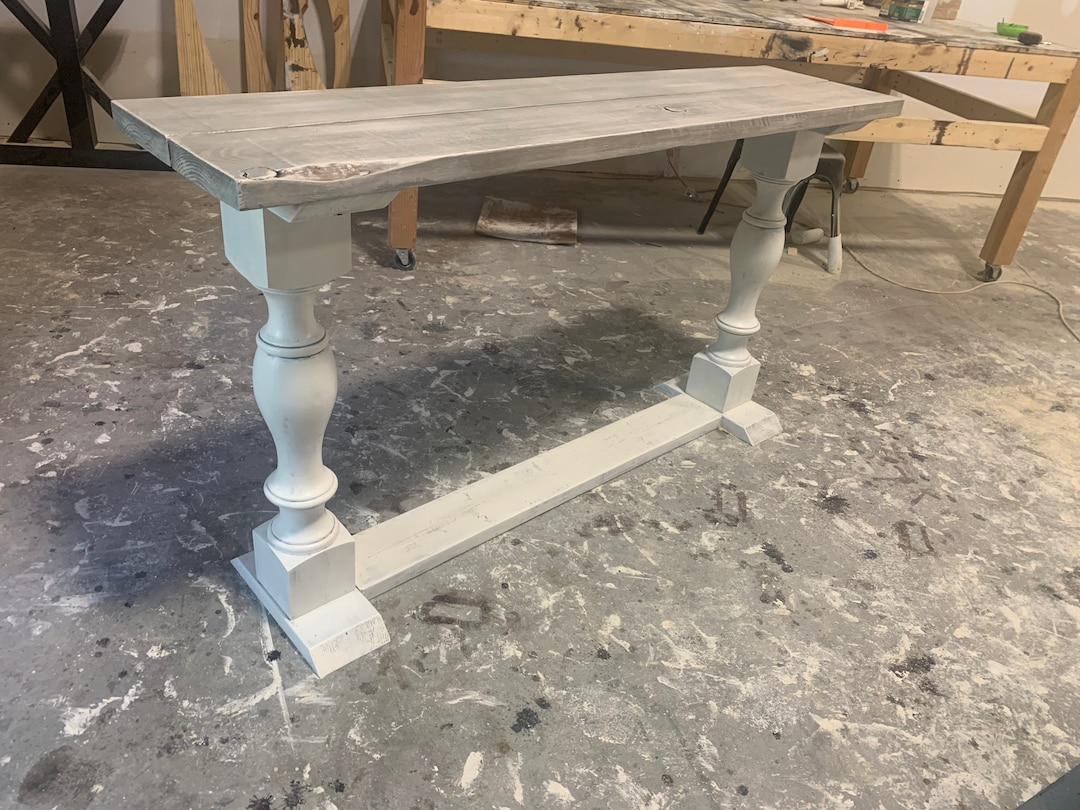 Rustic Farmhouse Entryway Table With Shelve and Turned Legs, Gray White ...