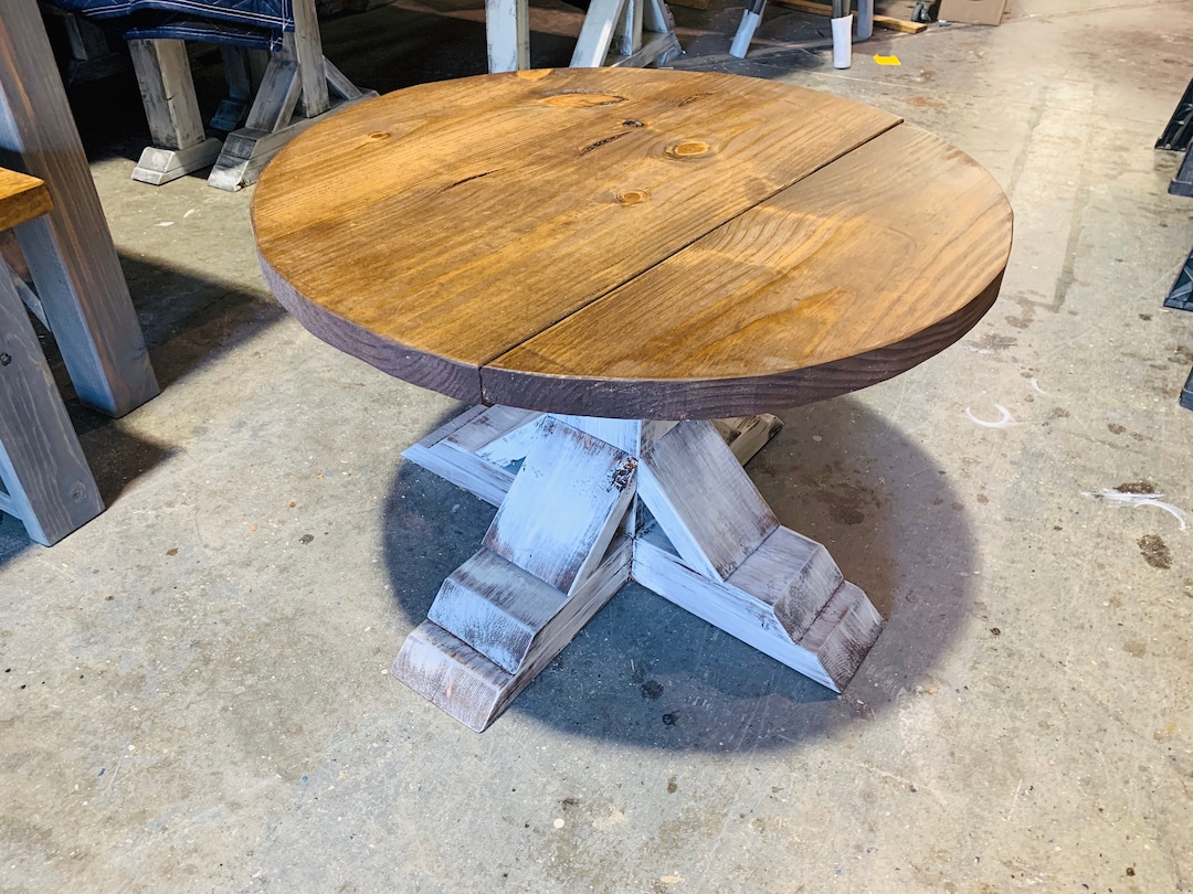 Round Farmhouse Rustic Coffee Table With Pedestal Base, Distressed ...