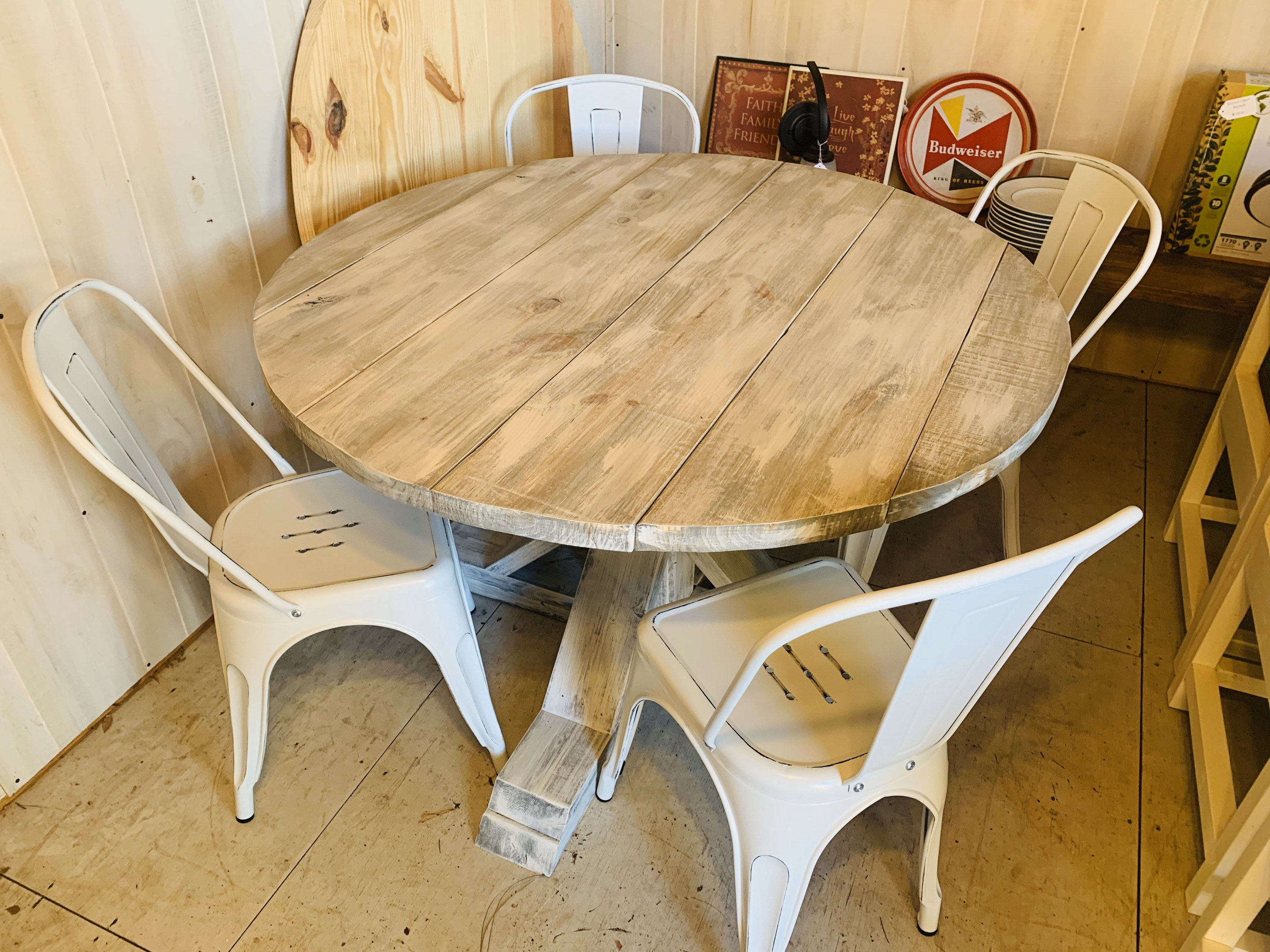 Round Rustic Farmhouse Table with chairs, Single Pedestal Style Base ... Round Rustic Farmhouse Table with chairs, Single Pedestal Style Base ...