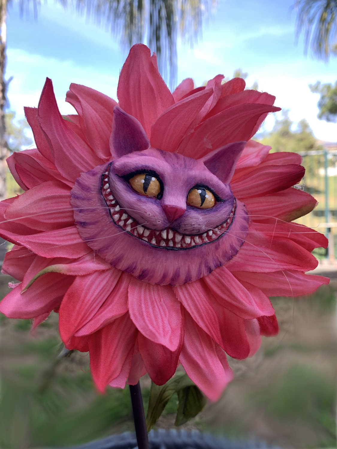 Alice in Wonderland Talking Flowers cheshire Cat - Etsy Canada