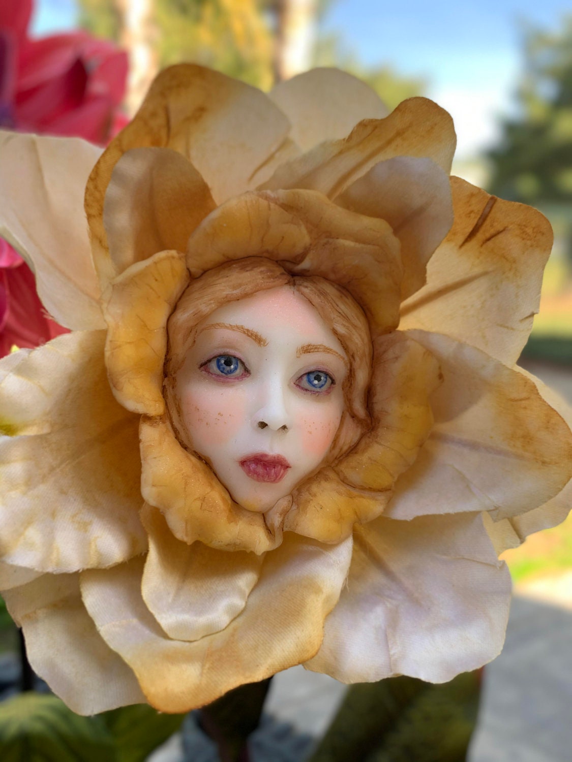 Alice In Wonderland Talking Flowers