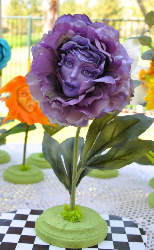 Alice in Wonderland (non) Talking Flowers Spring Fever Series "purple ...