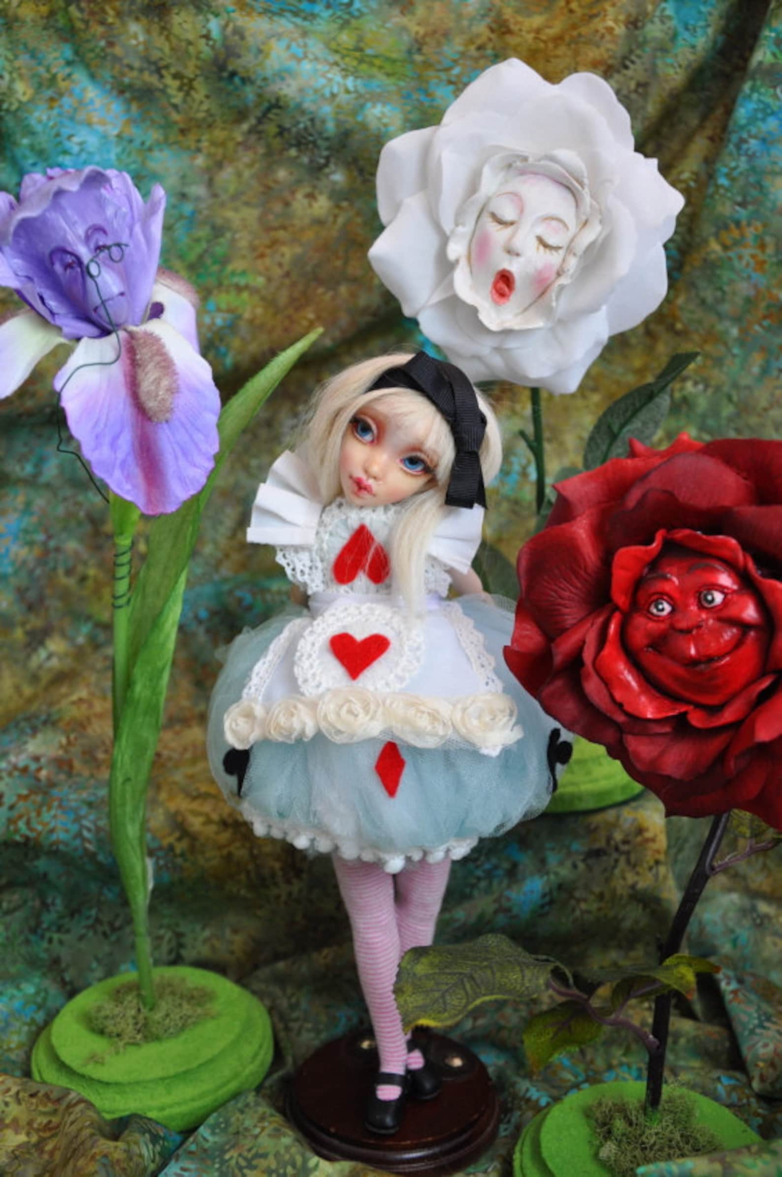 Alice in Wonderland Talking Flowers harmony by - Etsy