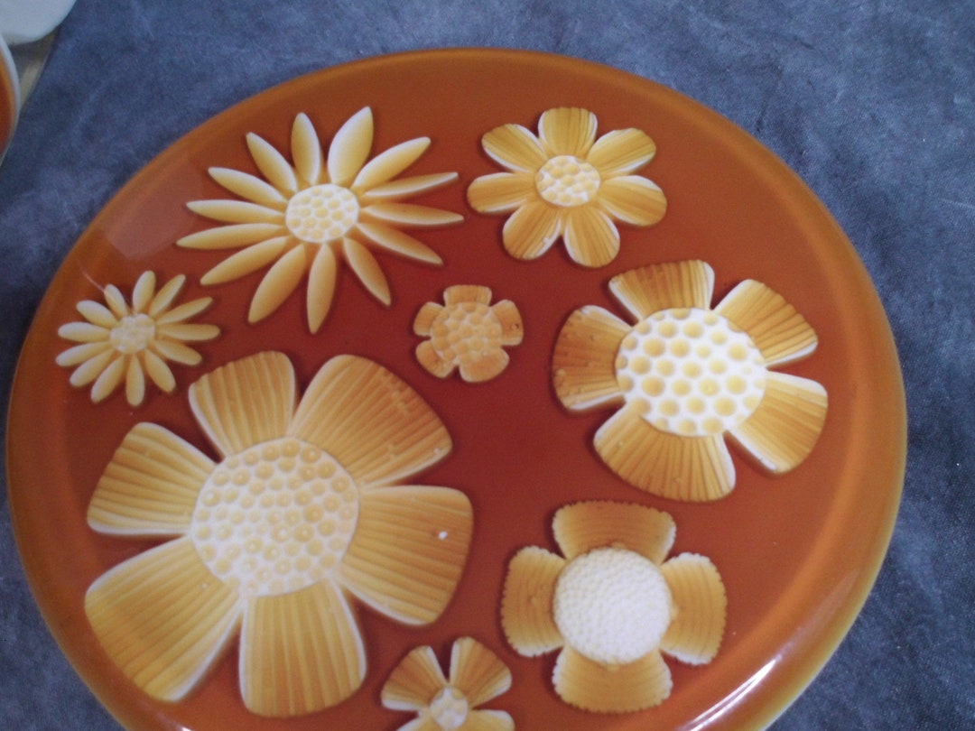Vintage Lucite Trivet With Flowers, Vintage Kitchenware Acrylic ...