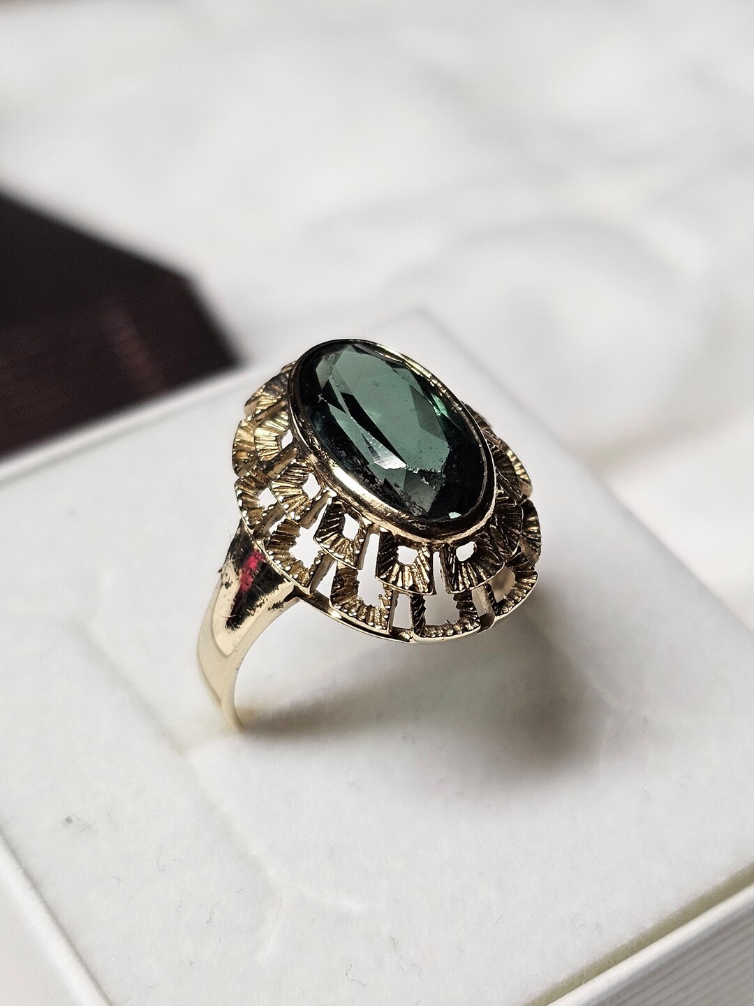 19,1 mm Nostalgischer Ring Gold 333 mit Turmalin grün Vintage elegant ...