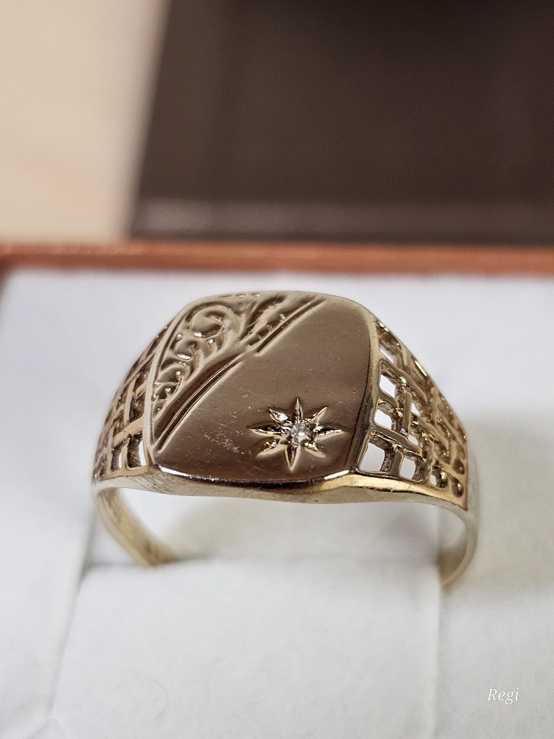 20.8 Mm Ring Signet Ring Design Gold Ring Gold 333 Diamond Stones ...