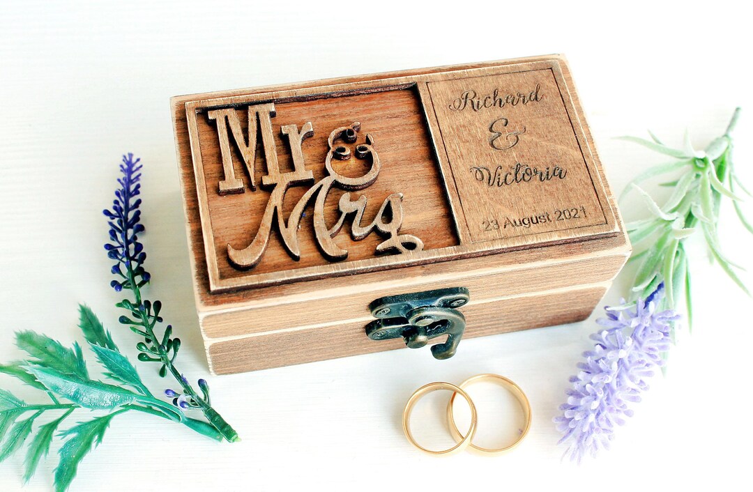 Wedding Ring Box, Mr & Mrs Ring Box, Ring Bearer Box, Custom Ring ...