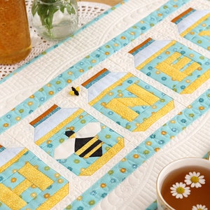 Honey Table Runner Pattern PDF Digital, Bee Block Quilt , Table Cover ...