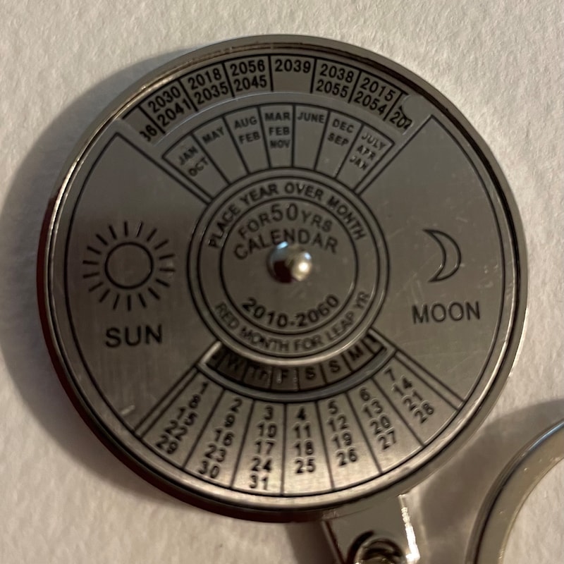 Calendar Keychain - Etsy