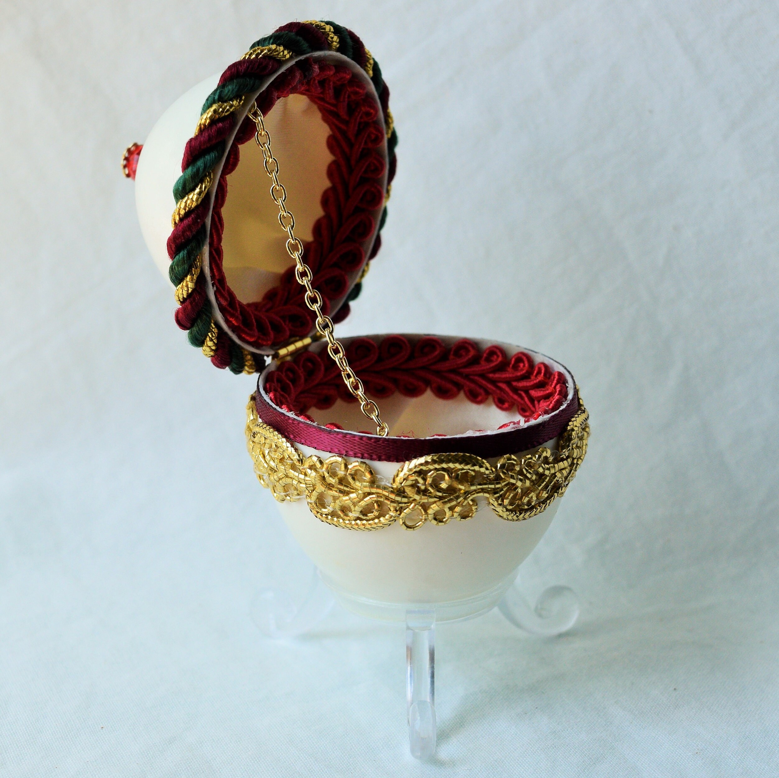 Fancy Duck Egg Box Hinged to Open Reminiscent of Faberge Eggs | Etsy