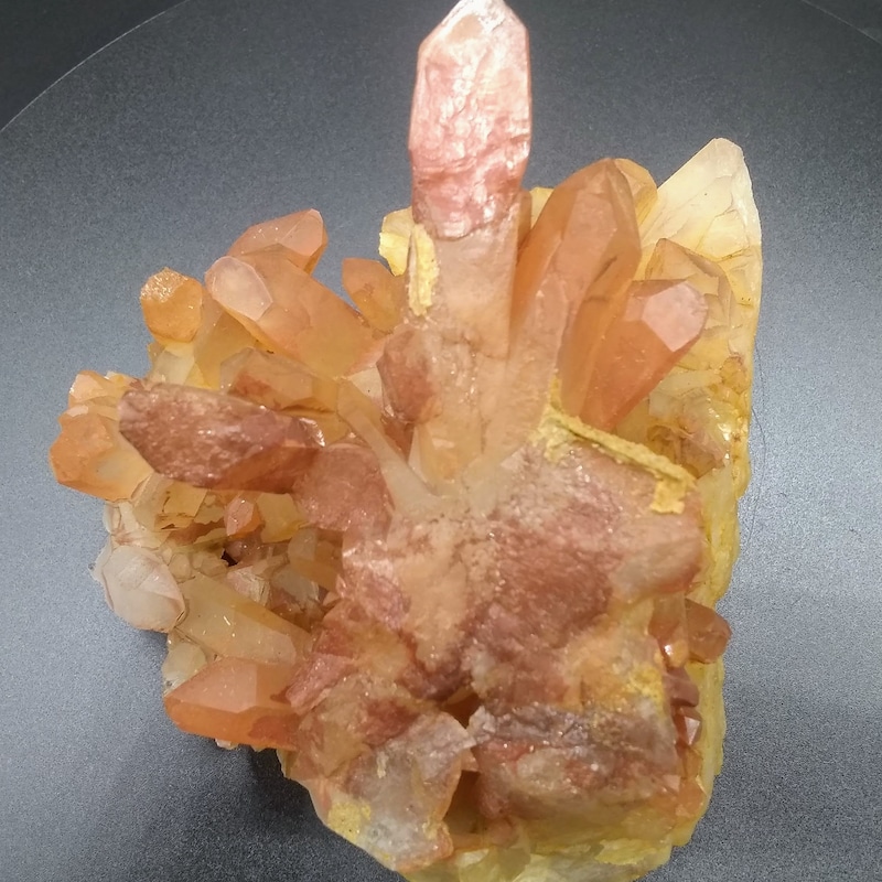 Red Quartz - Etsy