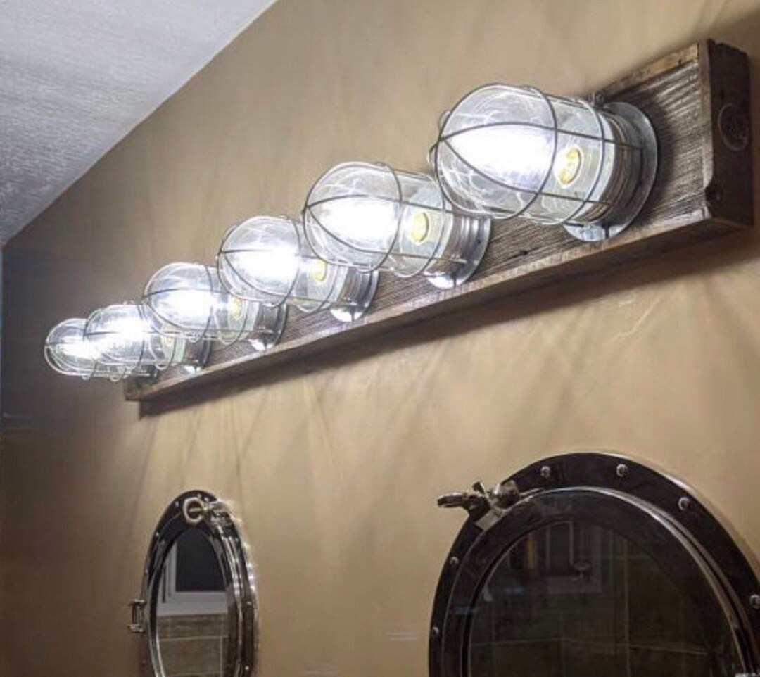 The SEA CAPTAIN Nautical Beach Vanity Light - Etsy