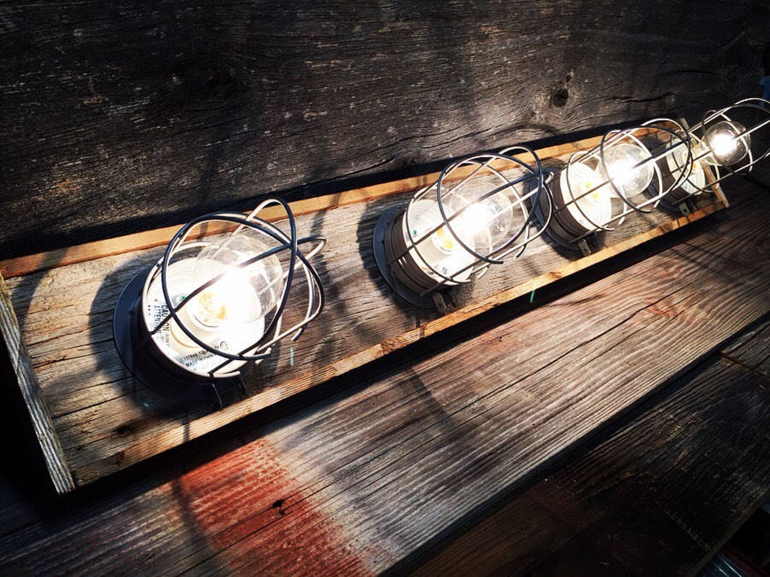 The SEA CAPTAIN Nautical Beach Vanity Light - Etsy