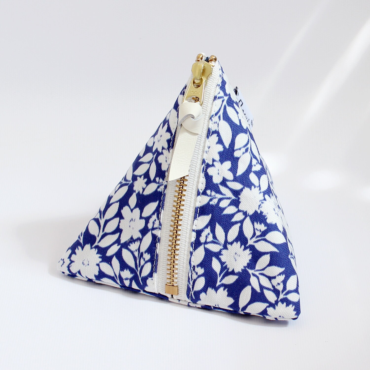 Triangle Zipper Pouch Gemma - Etsy