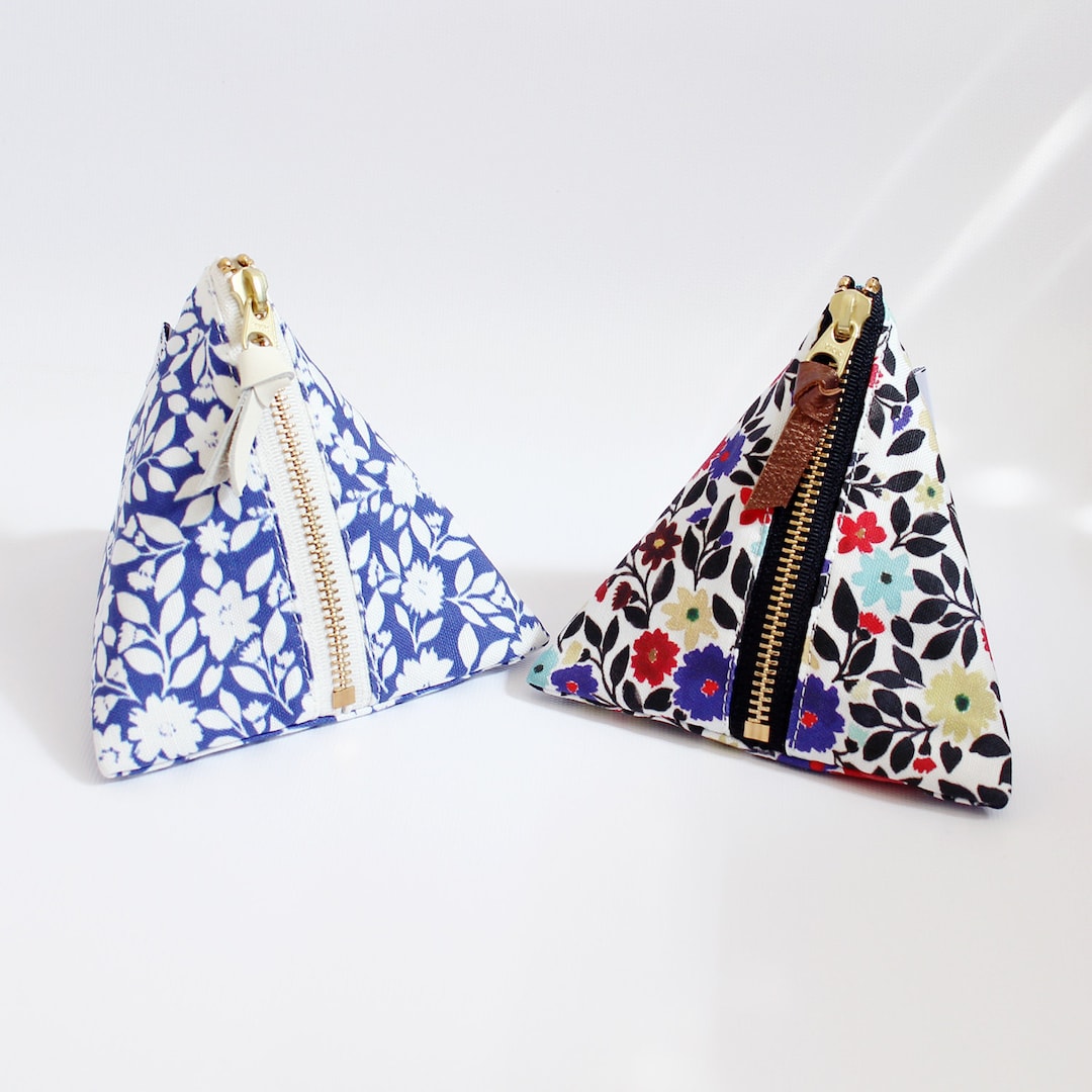 Triangle Zipper Pouch Gemma - Etsy