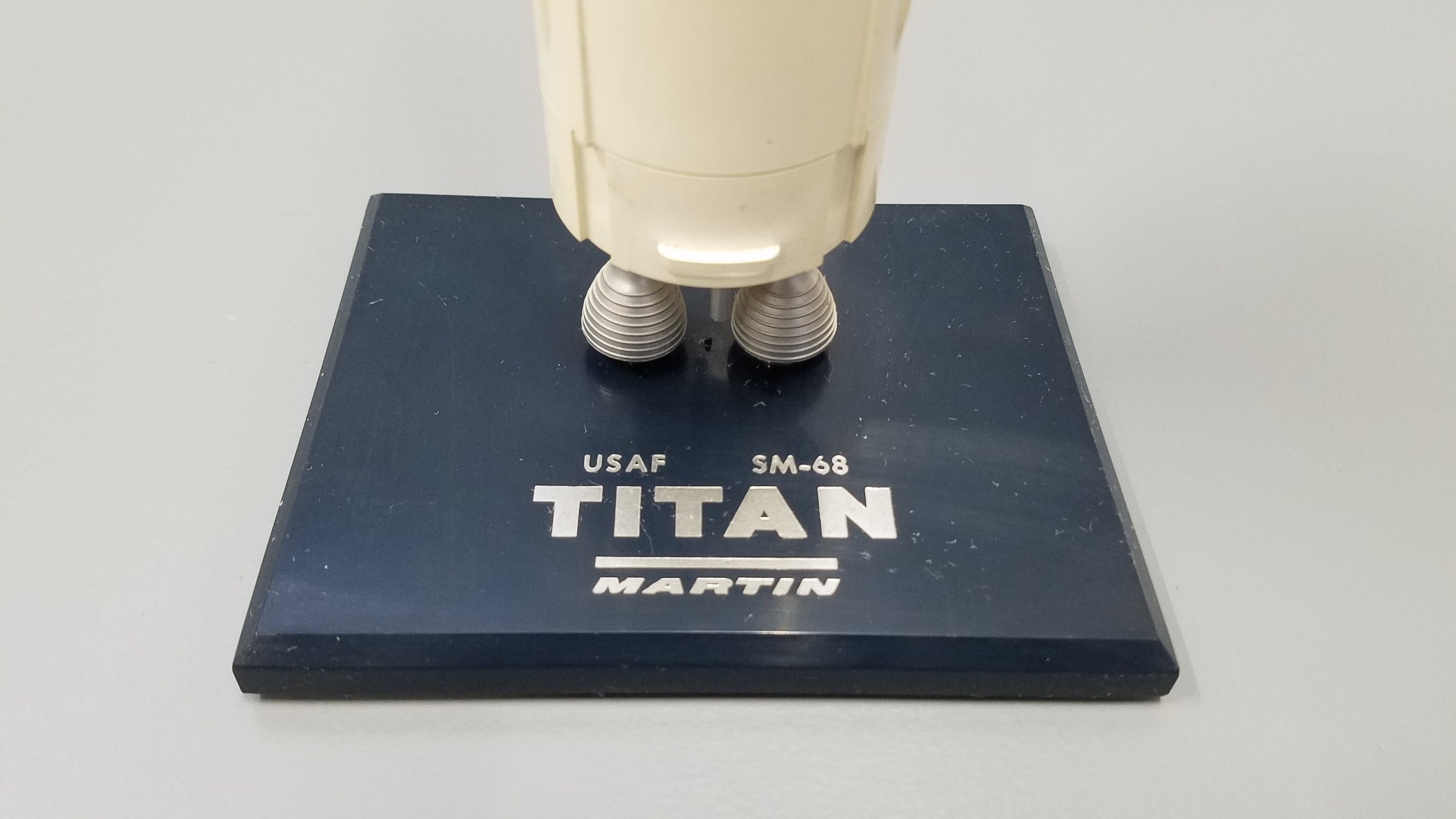 Vintage USAF Martin Titan Rocket SM-68 Contractor's Model - Topping ...