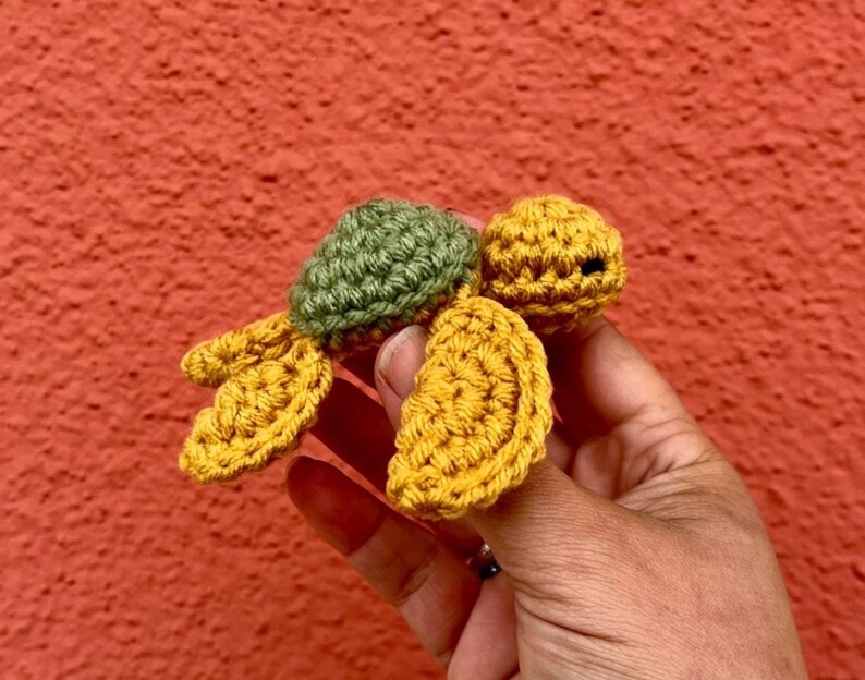 PDF- Realistic Baby Sea Turtle Crochet Pattern - Beginner Friendly - Etsy