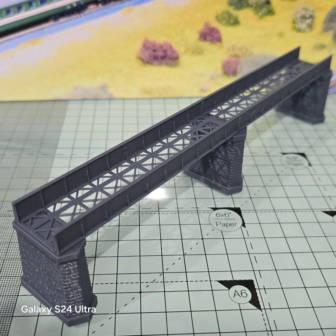 Z Gauge Single Track Iron Girder Bridge Model Railway Train Layout 1: ...