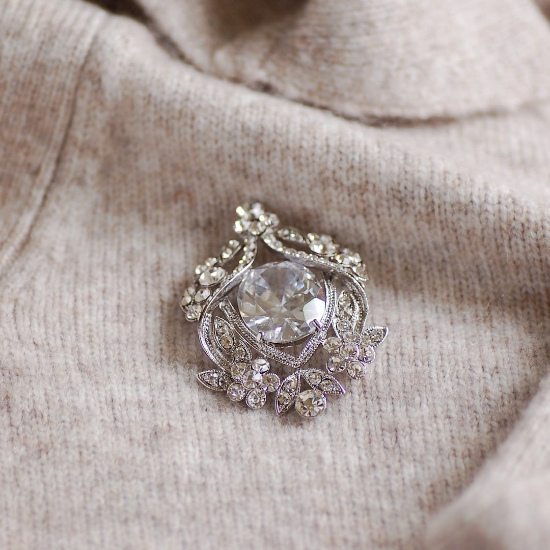 Snow White Diamante Brooch, Vintage Style Fairytale Brooch, Vintage ...