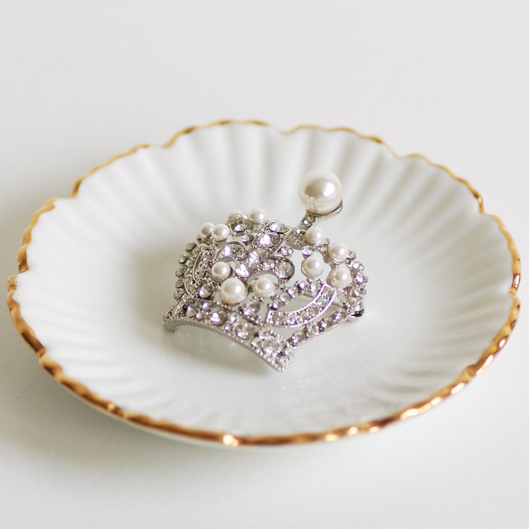 Vintage Style Pearl Crown Brooch, Dazzling Rhinestone Silver Crown ...