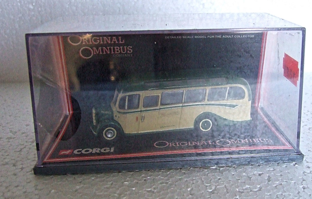 Corgi Original Omnibus 42506 1/76 Scale Bedford OB Coach - With ...